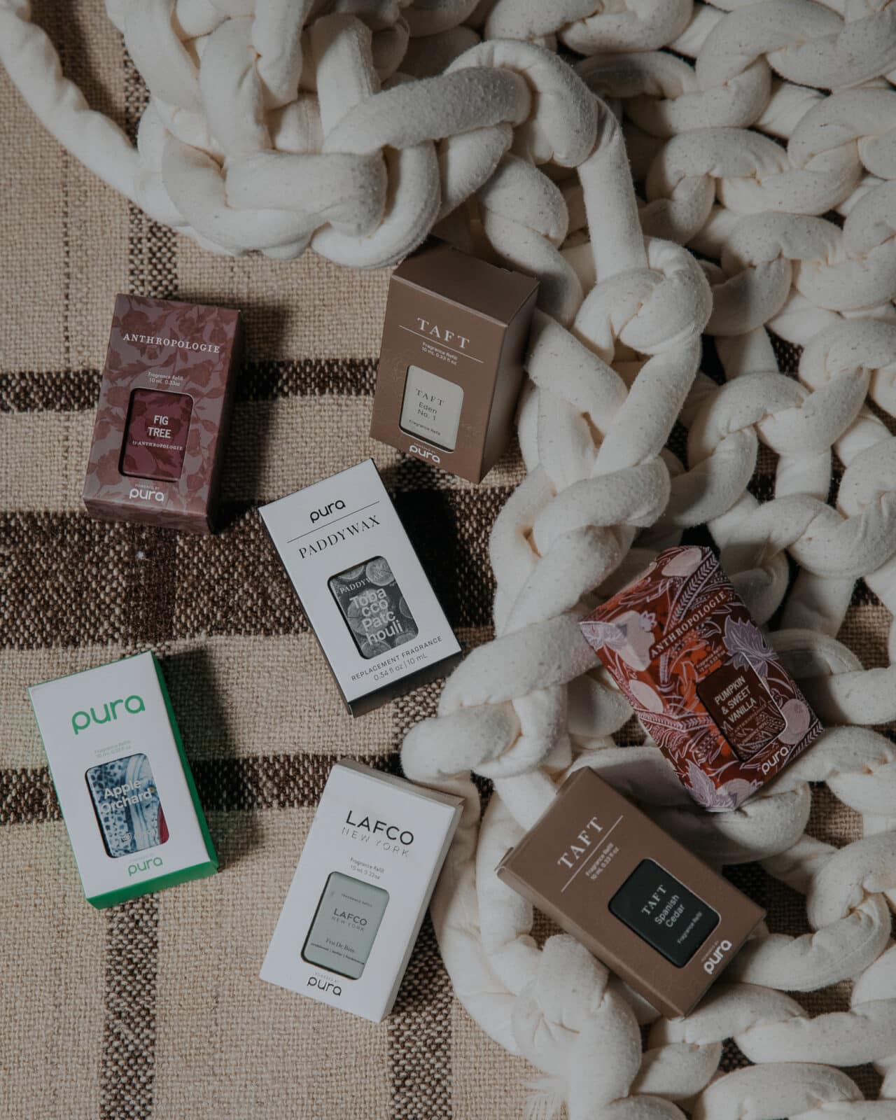 Top 16 Best Fall Scents For Your Home - Chris Loves Julia