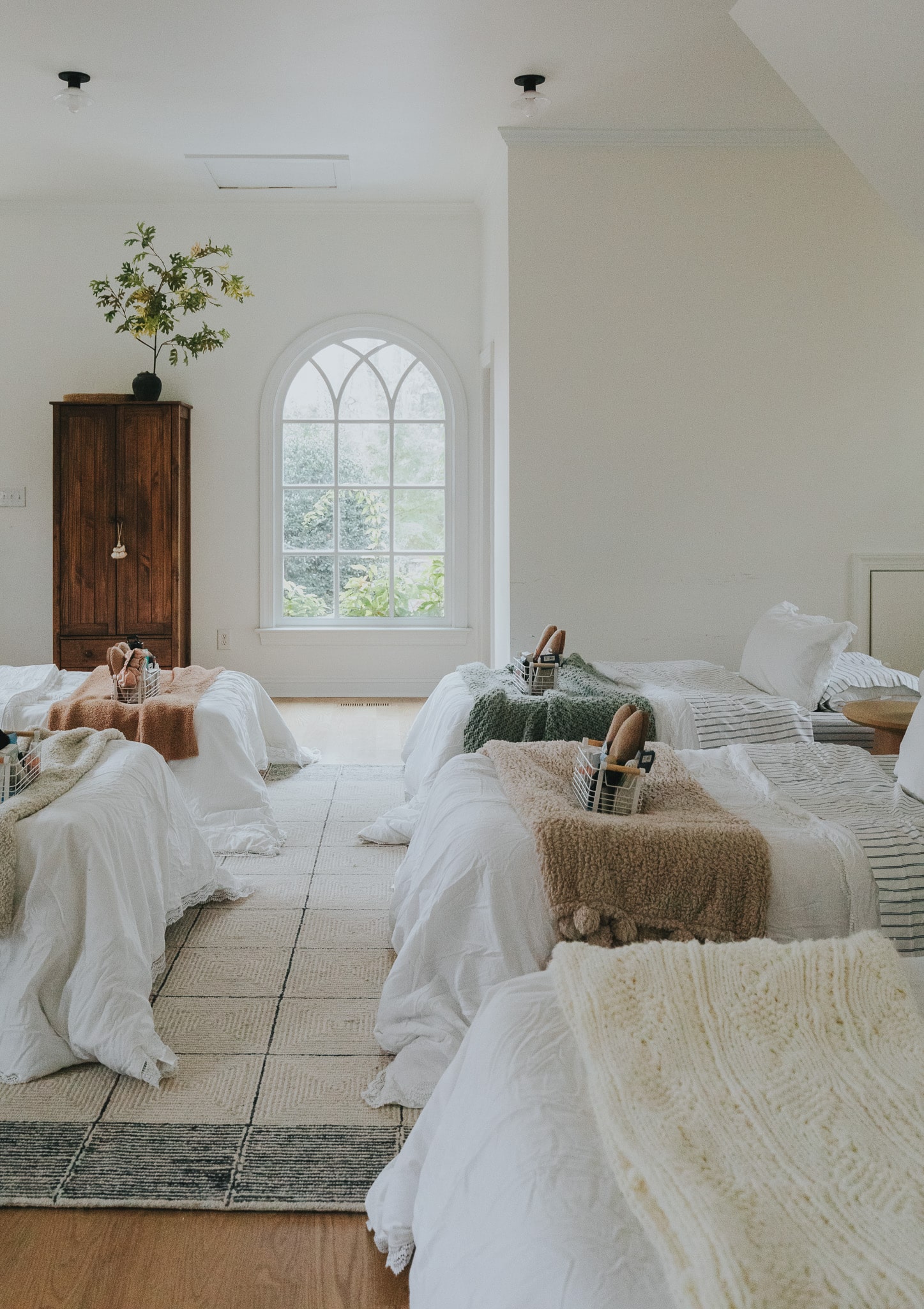 4 Tips For Making A Cozy Pop Up Temporary Guest Room
